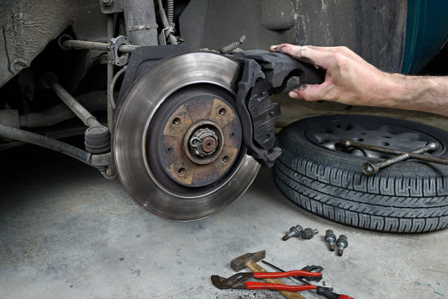 Brake system: structure, function and defects